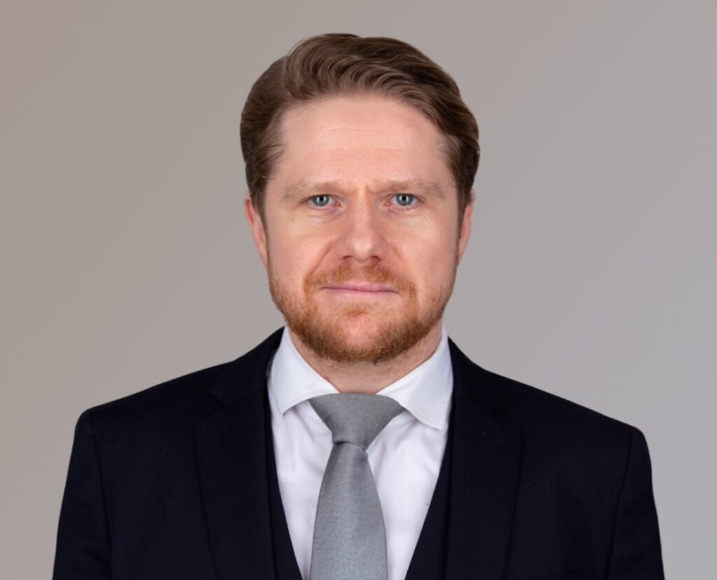 Sam Thomas - 2BR - Barristers Chambers